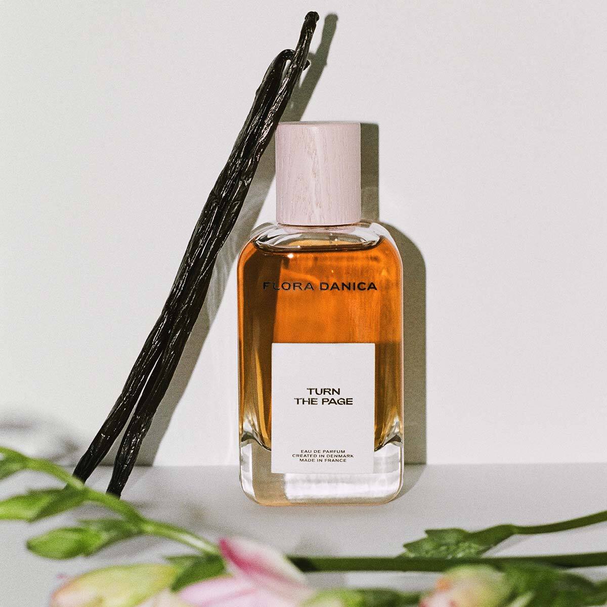 FLORA DANICA Turn The Page » online kaufen | NICHE BEAUTY
